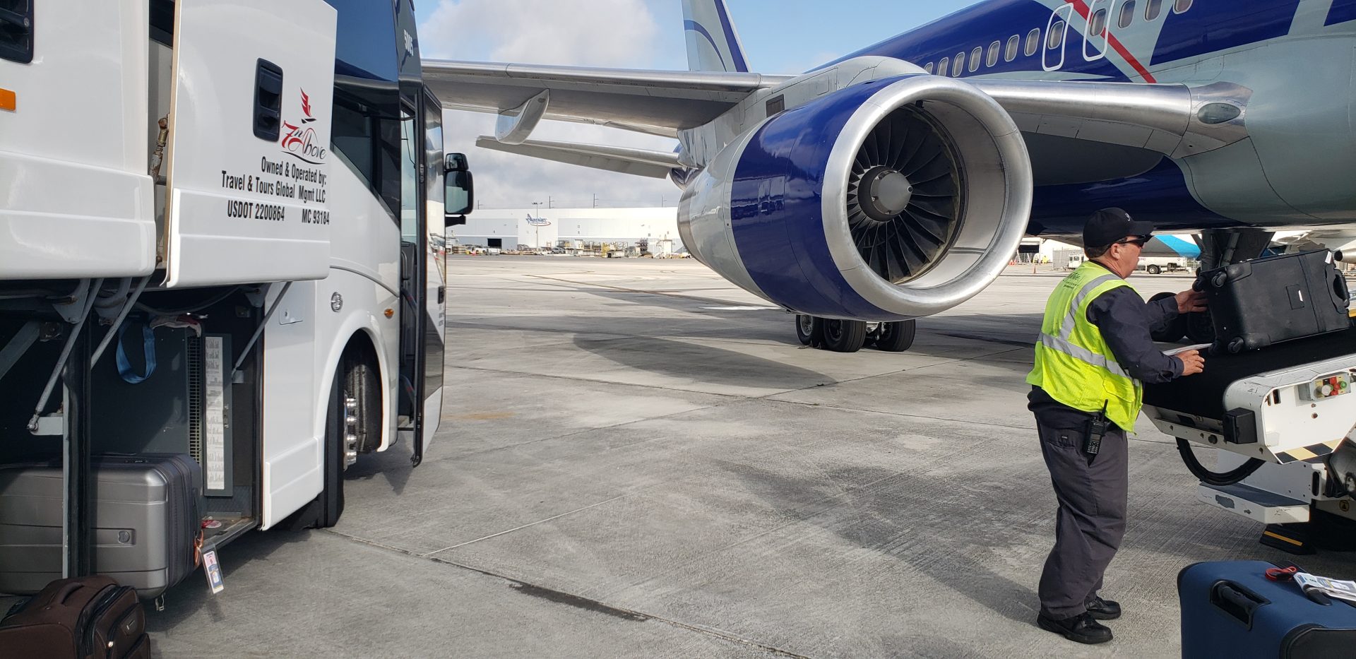 FLL & MIA Airport Shuttle Service: Minibus & Coach Bus Rentals