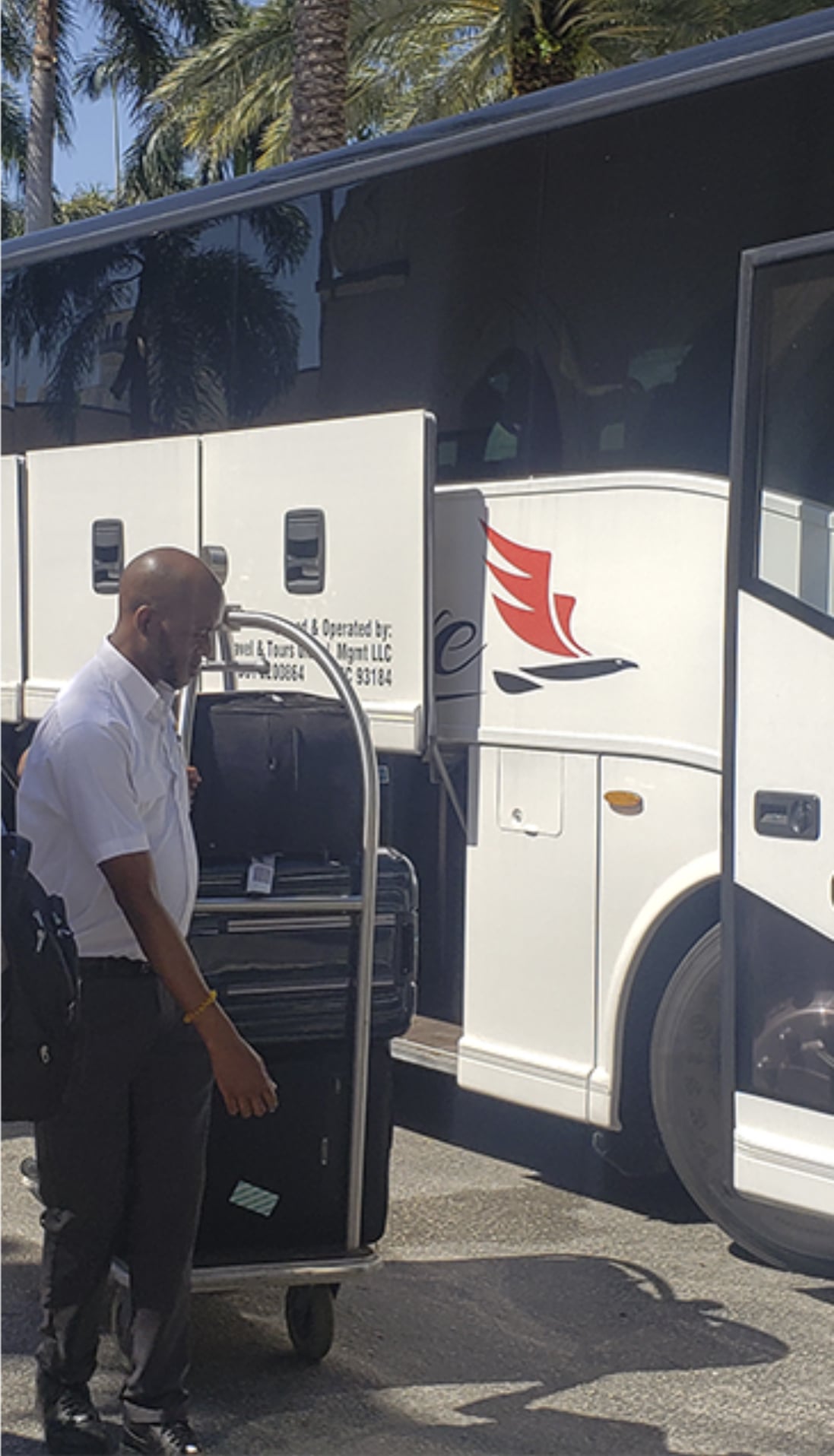 Florida’s Leading Charter Bus Rentals | Luxury Motor Coaches